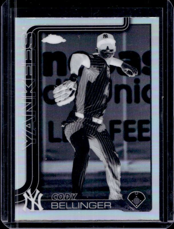 Cody Bellinger 2025 Topps Chrome #83 Negative Refractor Price Guide ...