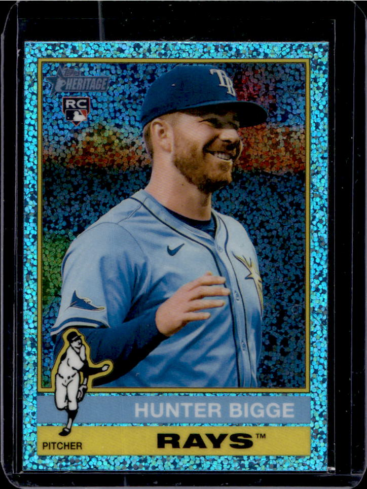 Hunter Bigge 2025 Topps Heritage #256 Chrome - Aqua Sparkle Refractor ...