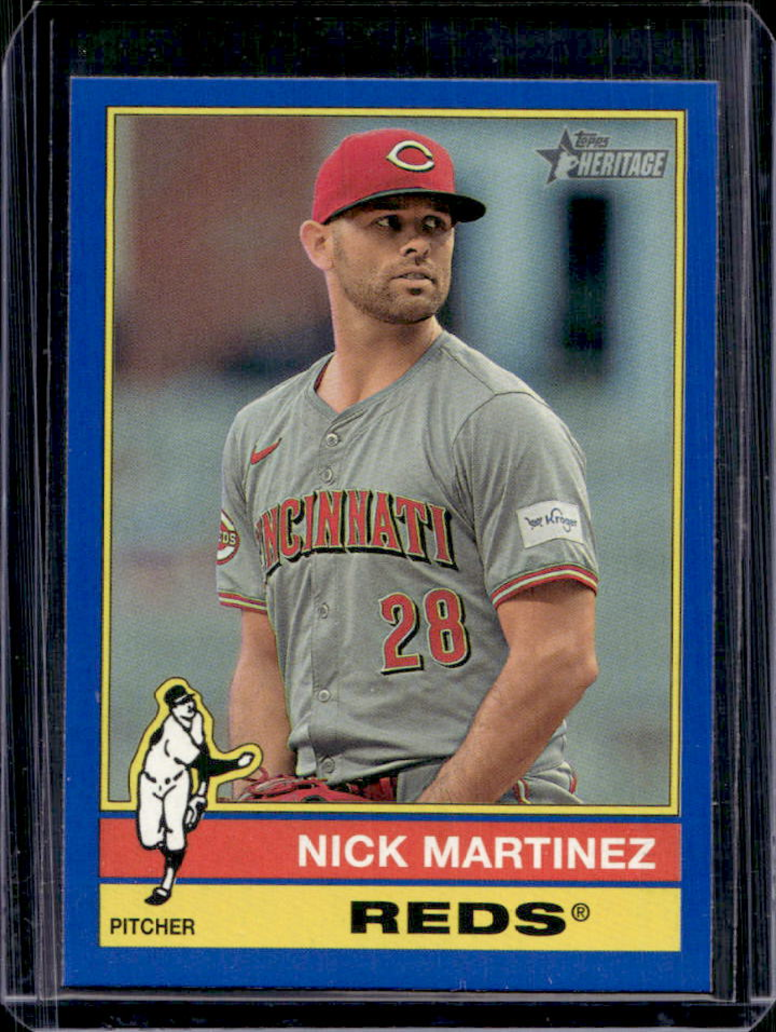 Nick Martinez 2025 Topps Heritage #444 Dark Blue Border Price Guide ...