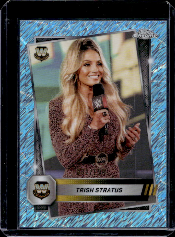 Trish Stratus 2025 Topps Chrome WWE #190 Aqua Shimmer Refractor /199 ...