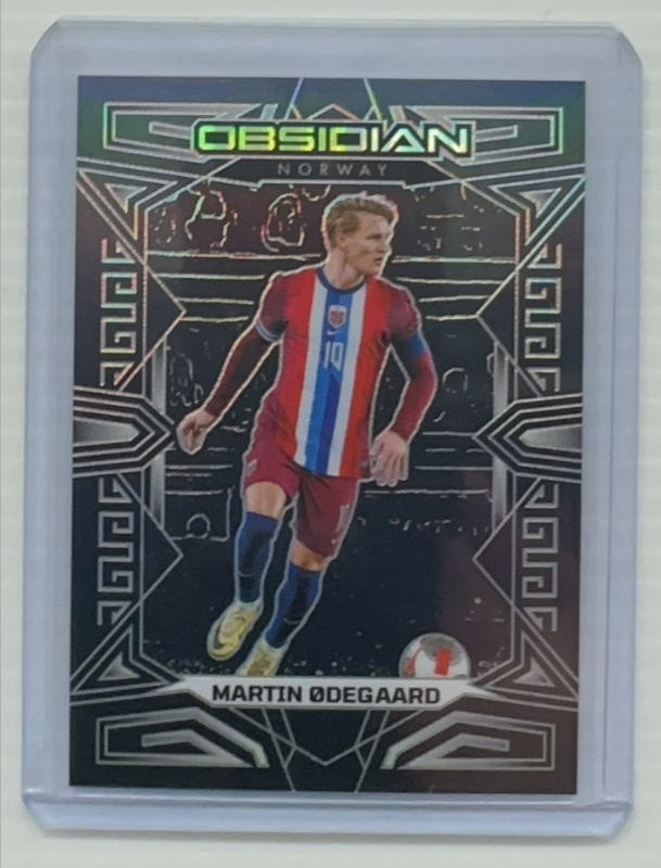 Martin Odegaard 2023 Obsidian #180 Base /120 Price Guide - Sports Card ...