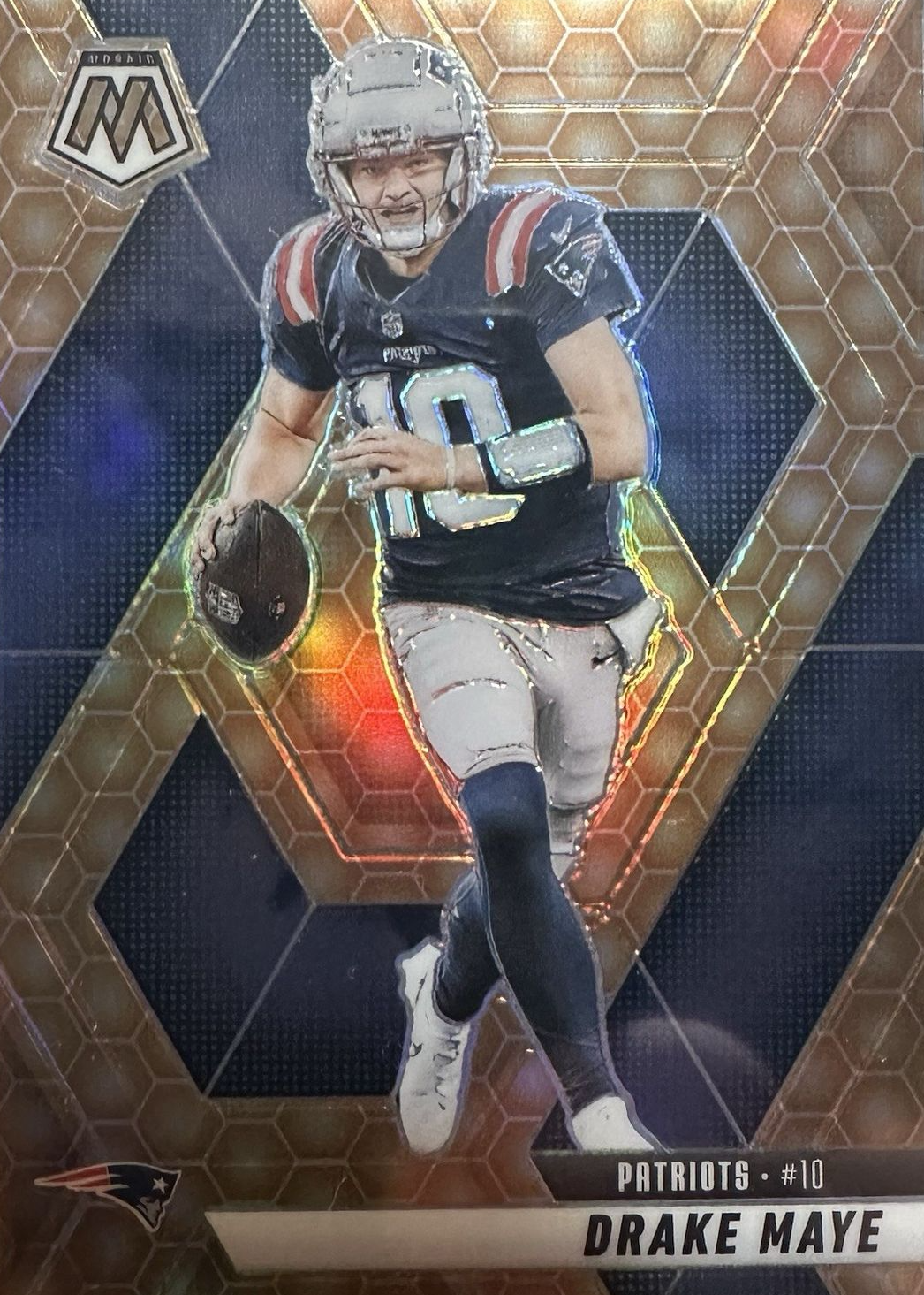 Drake Maye 2025 Mosaic #28 Honeycomb /(SSP) Price Guide - Sports Card ...