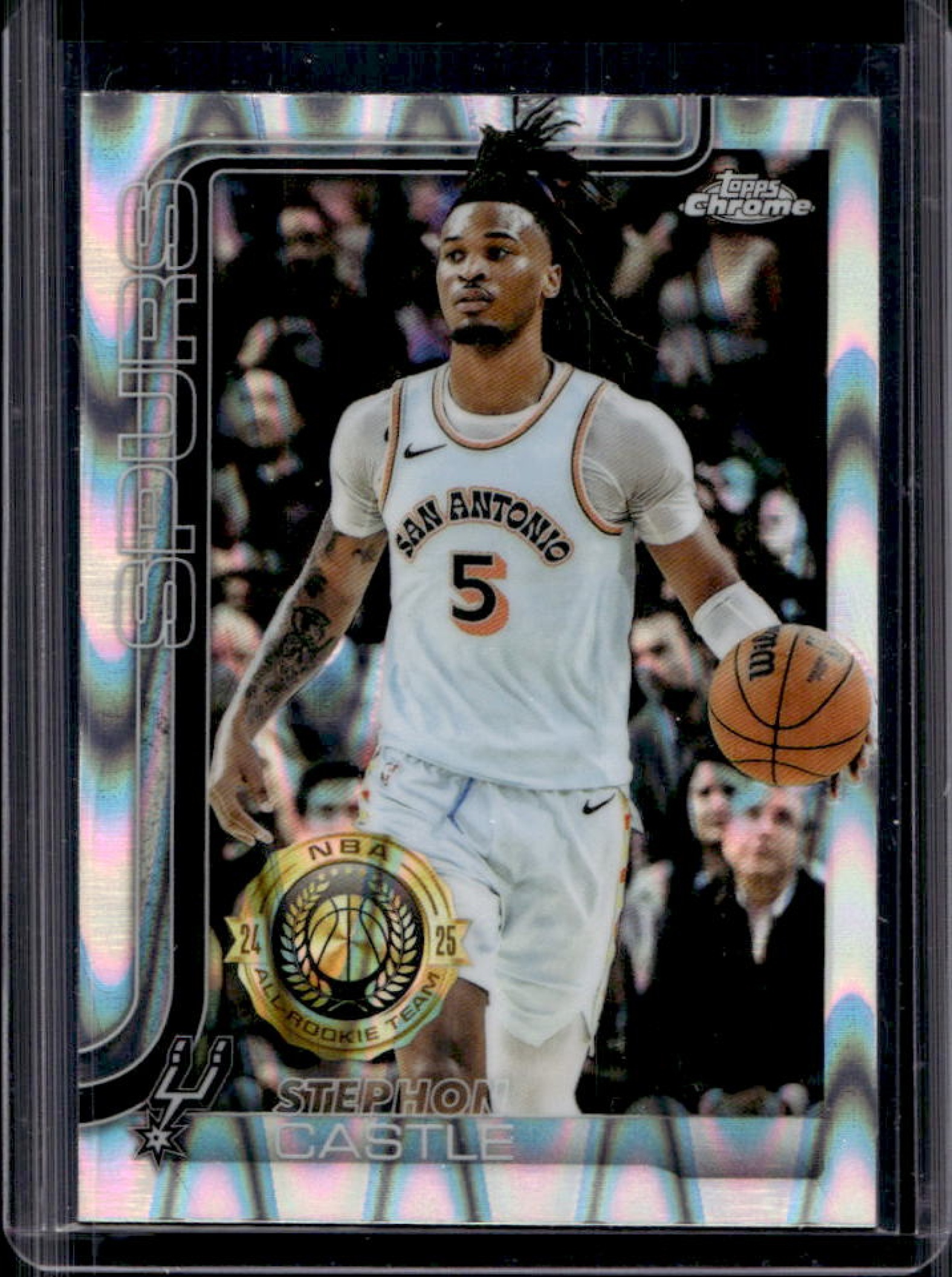 Stephon Castle 2025 Topps Chrome #228 RayWave Refractor Price Guide ...
